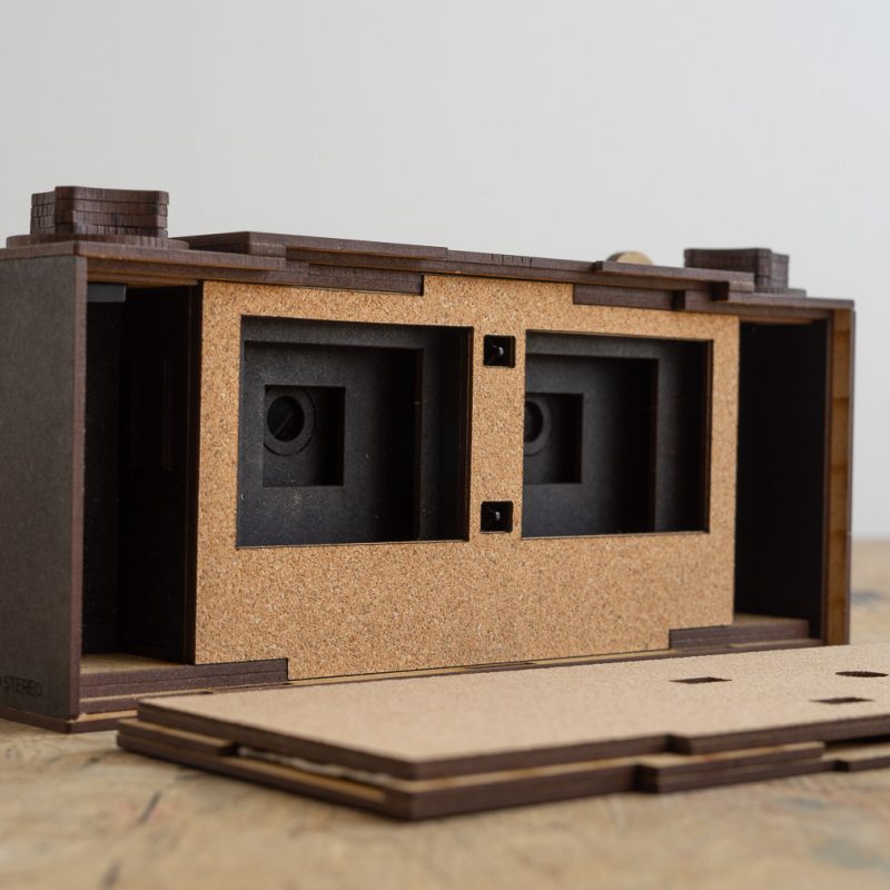 MINUTA STEREO - A stereo pinhole camera